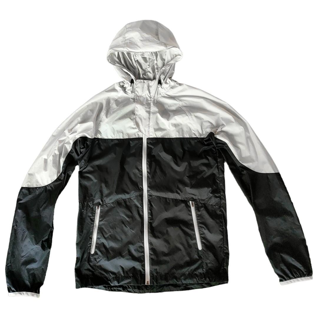 New Balance outdoor jacket, Fesyen Pria, Pakaian , Atasan di Carousell