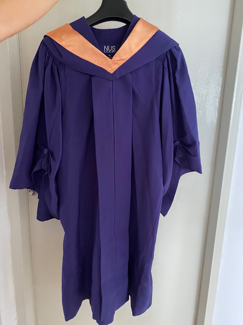 NUS Graduation Gown FASS, Everything Else on Carousell