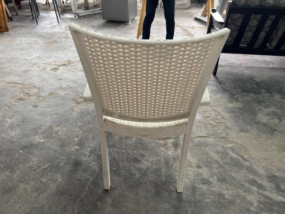 Plastic Rattan-Like Pattern Garden Chair White Colour / Kerusi Taman ...