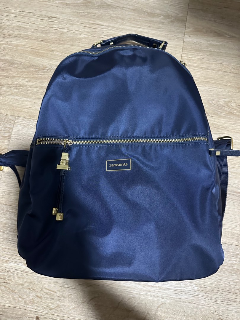 Samsonite Backpack, Women's Fashion, Bags & Wallets, Backpacks on Carousell