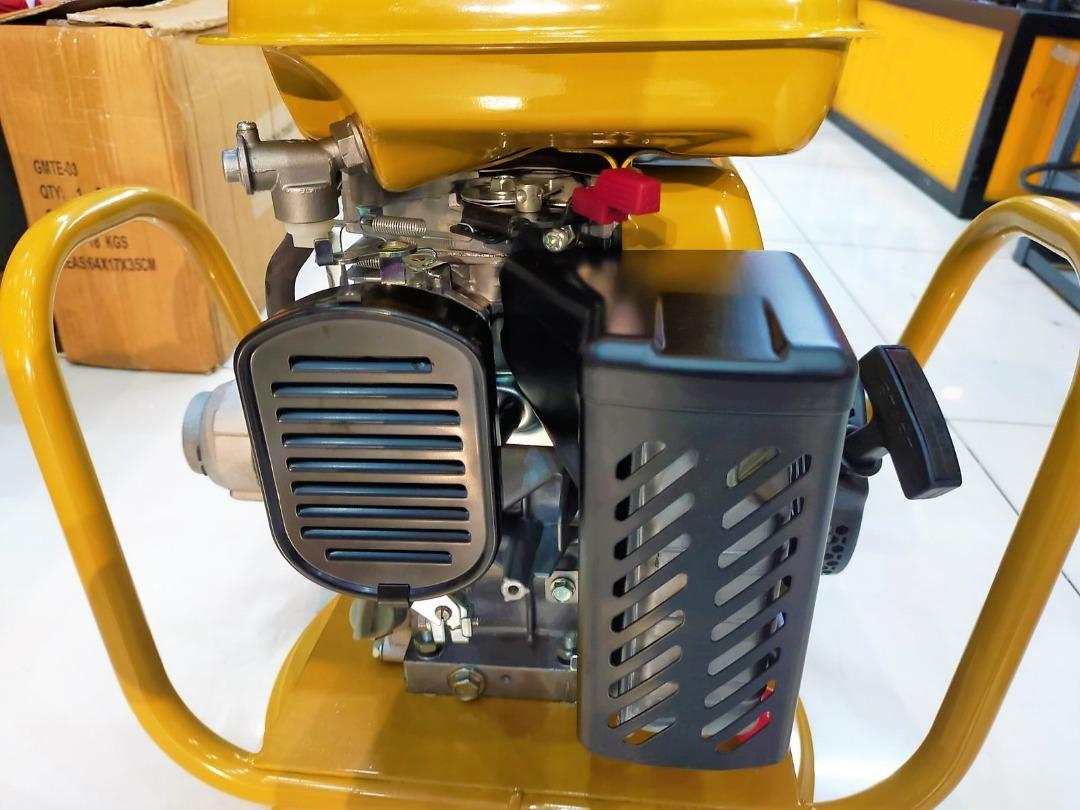 SHINMAX Japan 5HP Vibrator Powered by Gasoline Engine with Frame ...