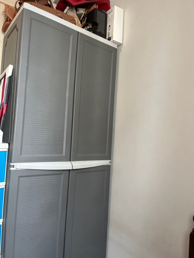 SM Home Wardrobe Cabinet, Furniture & Home Living, Furniture, Shelves ...