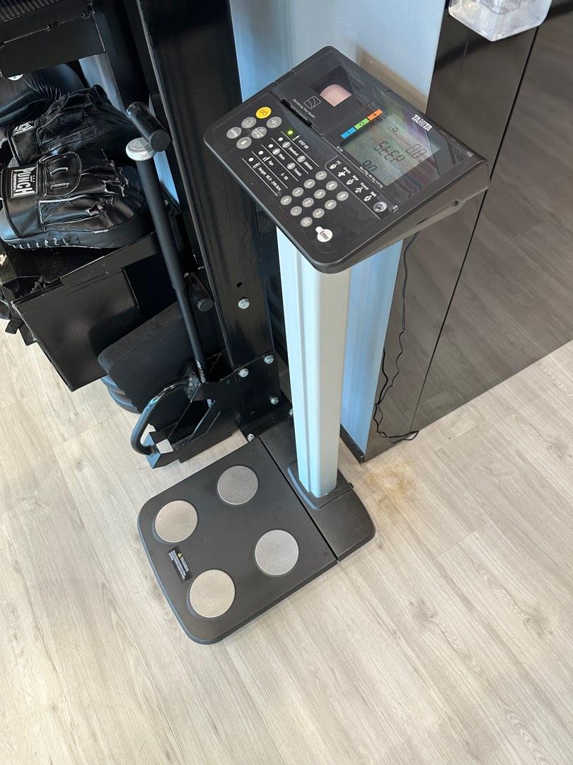 Tanita DC-360 BMI scale, Health & Nutrition, Health Monitors & Weighing ...