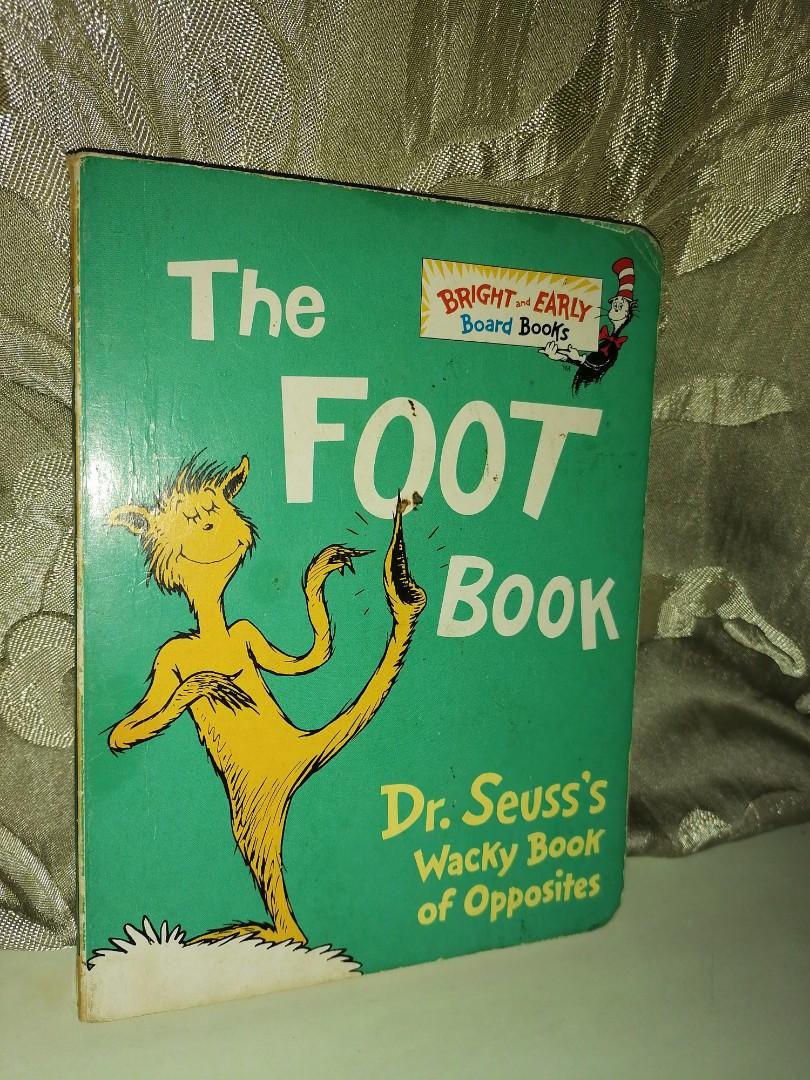 The Foot Book (Wacky Book of Opposites)by Dr. Seuss, Hobbies & Toys ...
