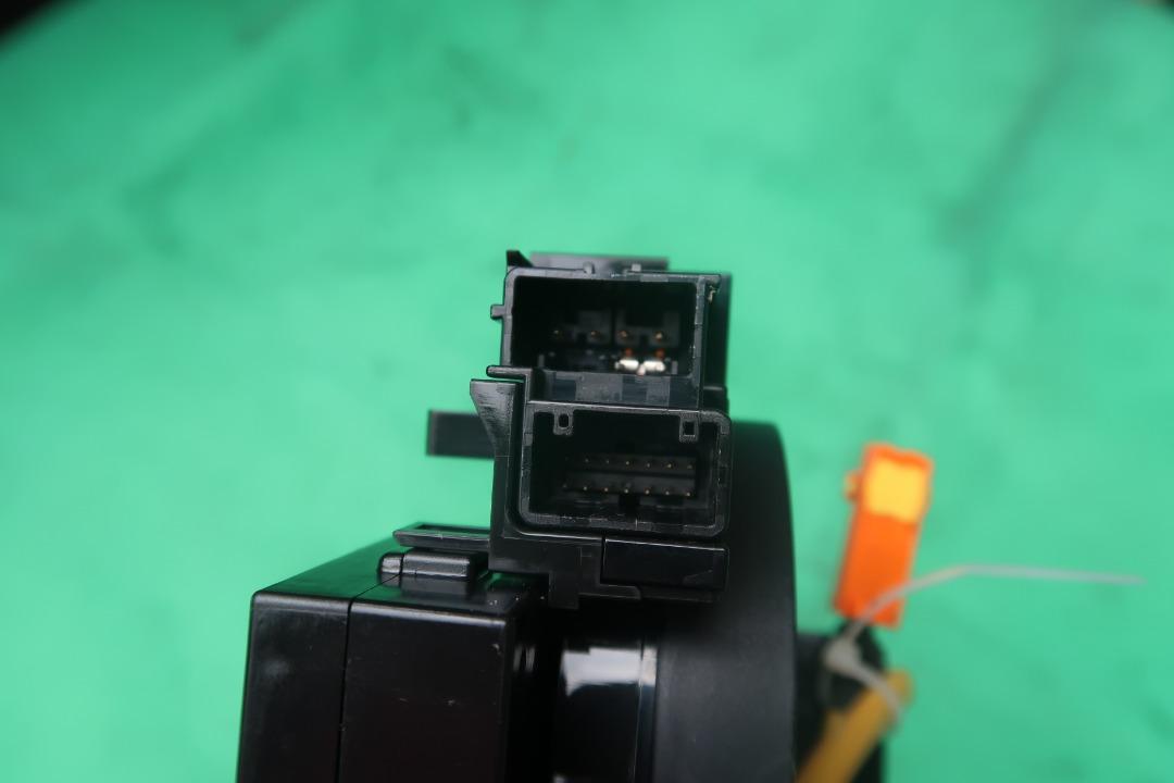 TOYOTA HARRIER ZSU60 CLOCK SPRING, Services, Electronics & Gadget ...