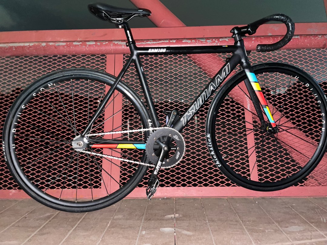 tsunami fixie, Sports Equipment, Bicycles & Parts, Bicycles on Carousell