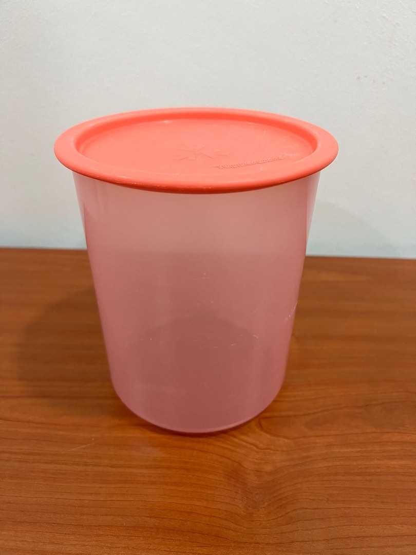 Tupperware container (2L), Furniture & Home Living, Kitchenware ...