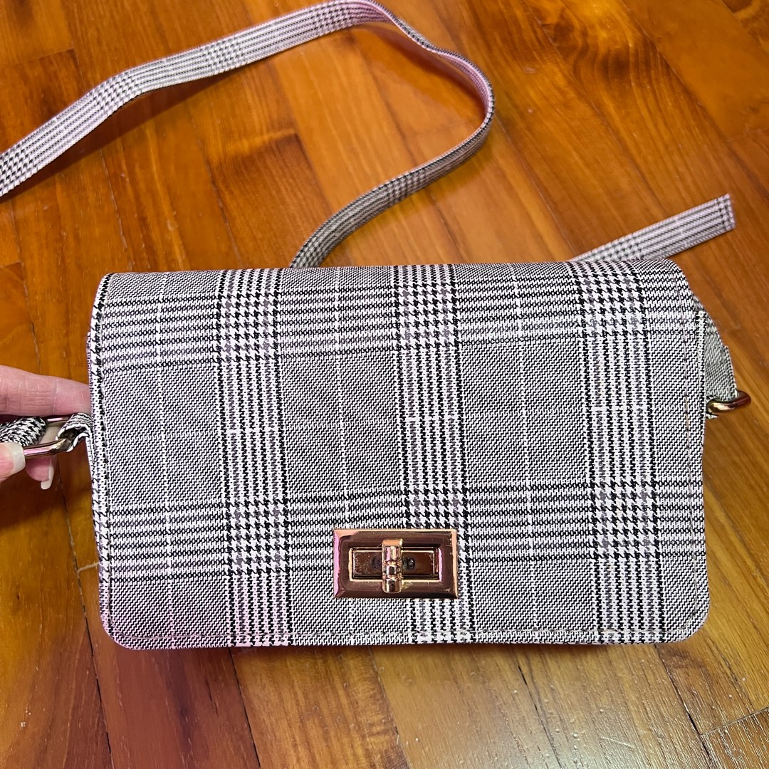 Voir sling bag, Women's Fashion, Bags & Wallets, Cross-body Bags on ...