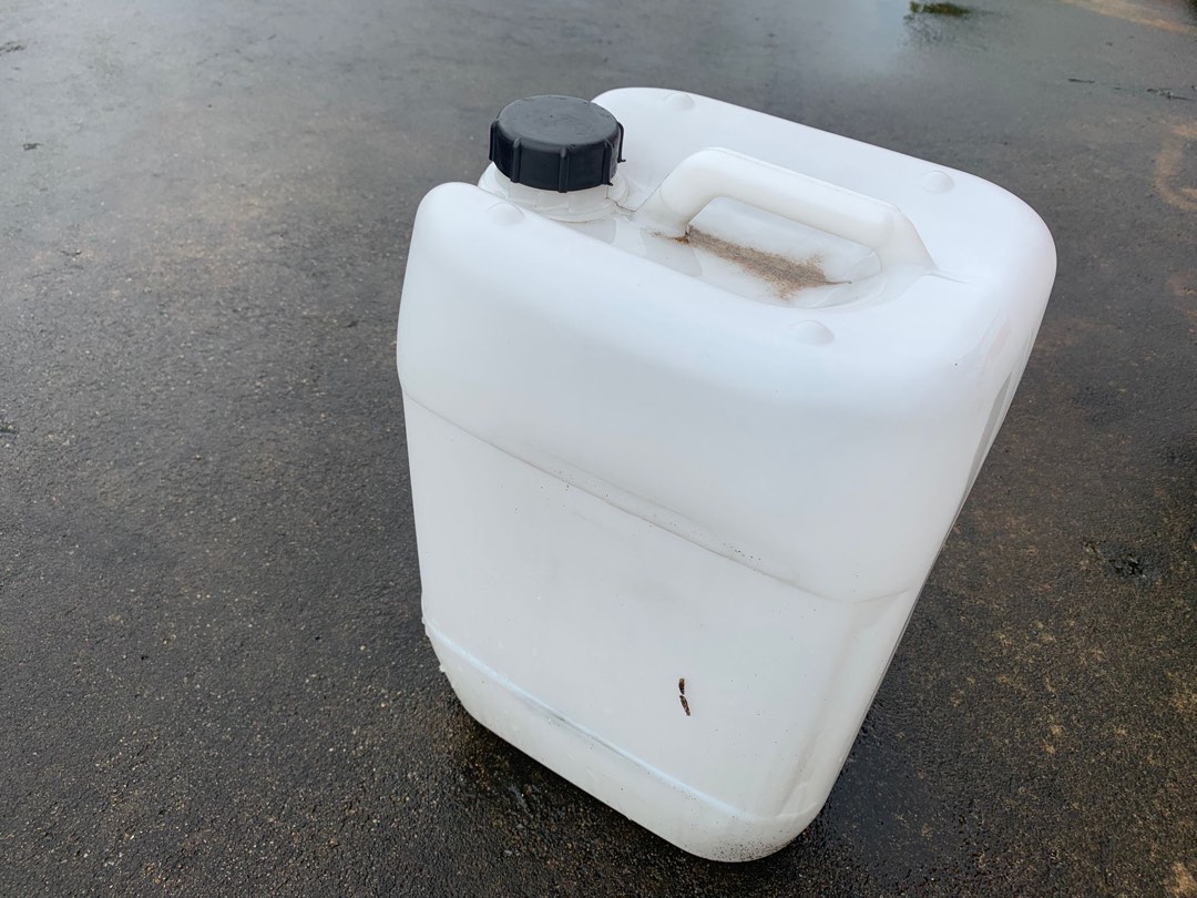20-25 litres Jerry can, Everything Else on Carousell