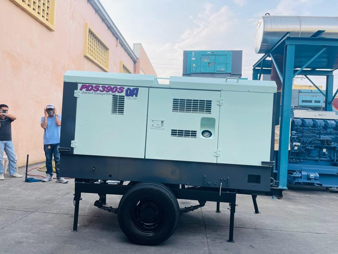 390 cfm Airman DA Compressor, Commercial & Industrial, Industrial ...
