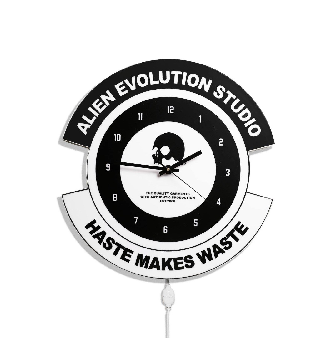 Alien Evolution Studio - Light Box Wall Clock, Furniture & Home Living ...