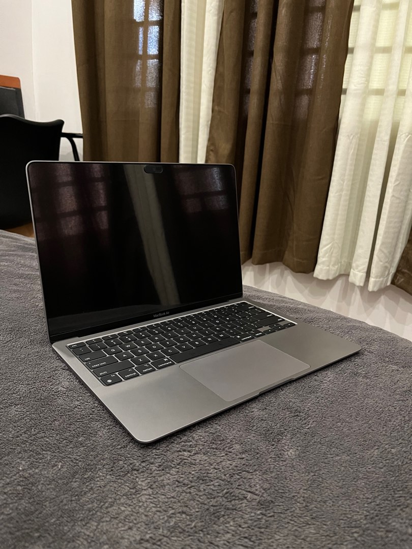 Apple Macbook Air M1 Space Gray 256GB, Computers & Tech, Laptops ...