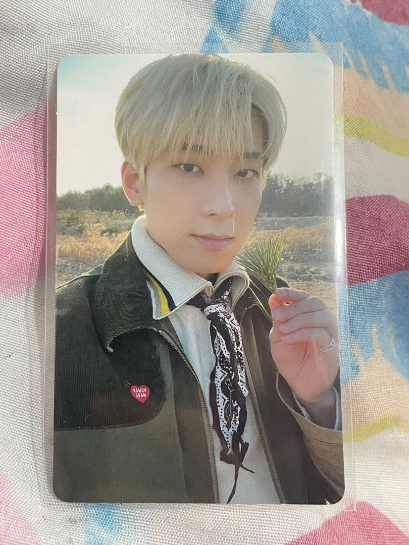 FACE THE SUN Weverse POB Wonwoo PC & Scoups Postcard, Hobbies & Toys ...