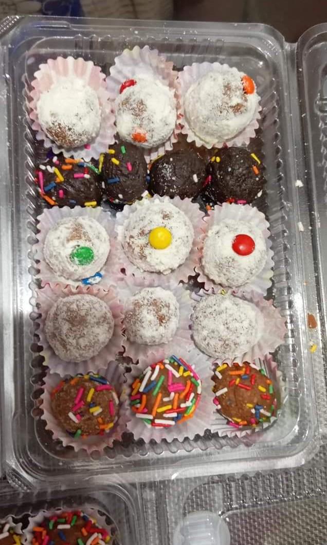 Graham balls and Cream-O balls, Food & Drinks, Homemade Bakes on Carousell