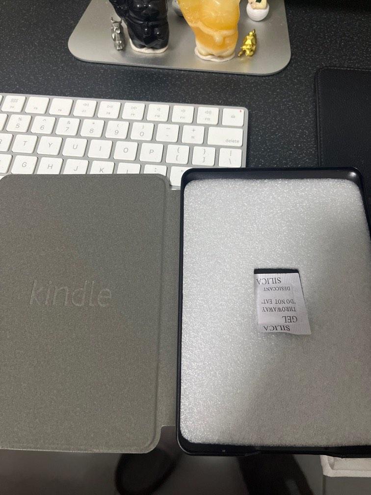 Kindle paperwhite 1,2,3 cover, Computers & Tech, Parts & Accessories ...