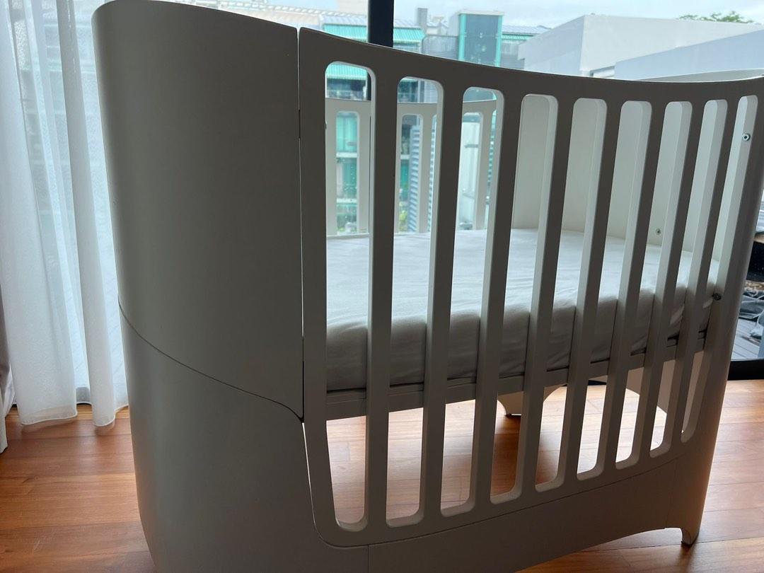 Leander Classic Baby Cot & Junior Bed 0-7 years, Babies & Kids, Baby ...