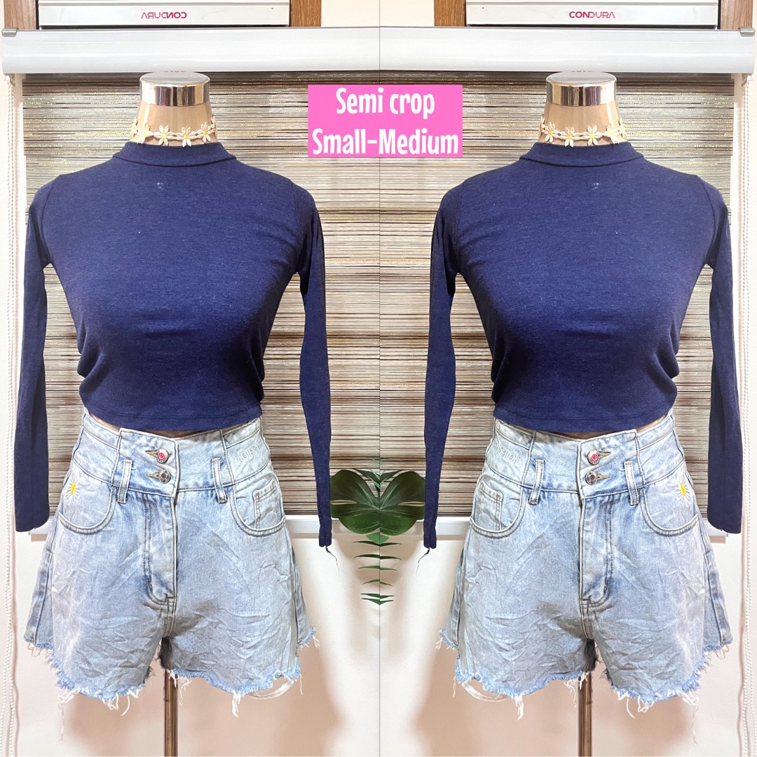 Navy blue Longsleeves high neck semi crop top, Women's Fashion, Tops ...