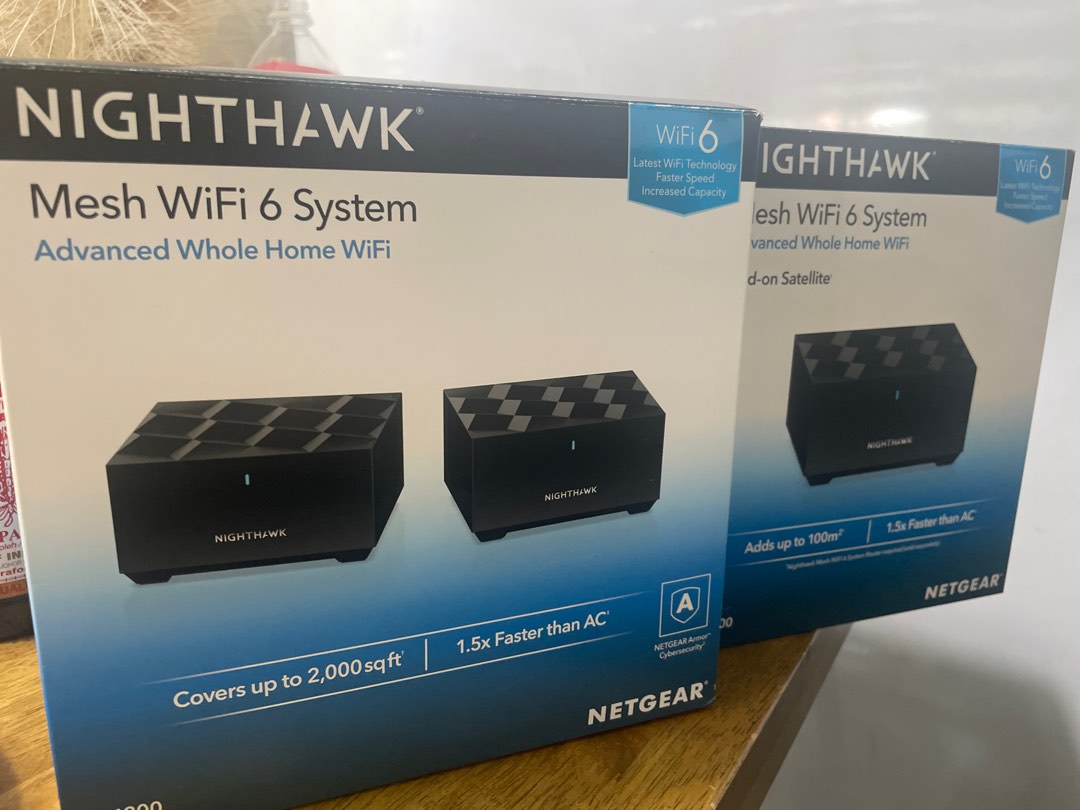 NetGear MK62- Nighthawk Mesh wifi 6 system - AX18001 router + 1 ...