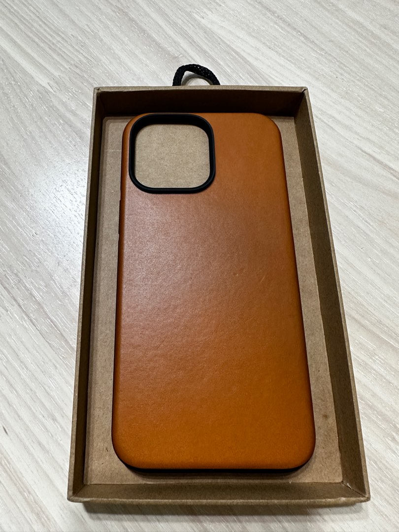 Nomad Modern Leather Case, English Tan - IPhone 14 Pro Max, Mobile ...