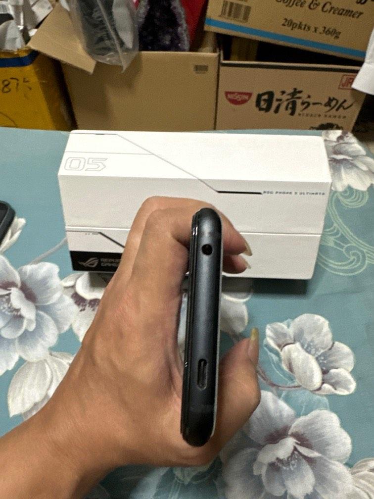 Rog phone 5 Limited edition ultimate 18g ram, Mobile Phones & Gadgets ...