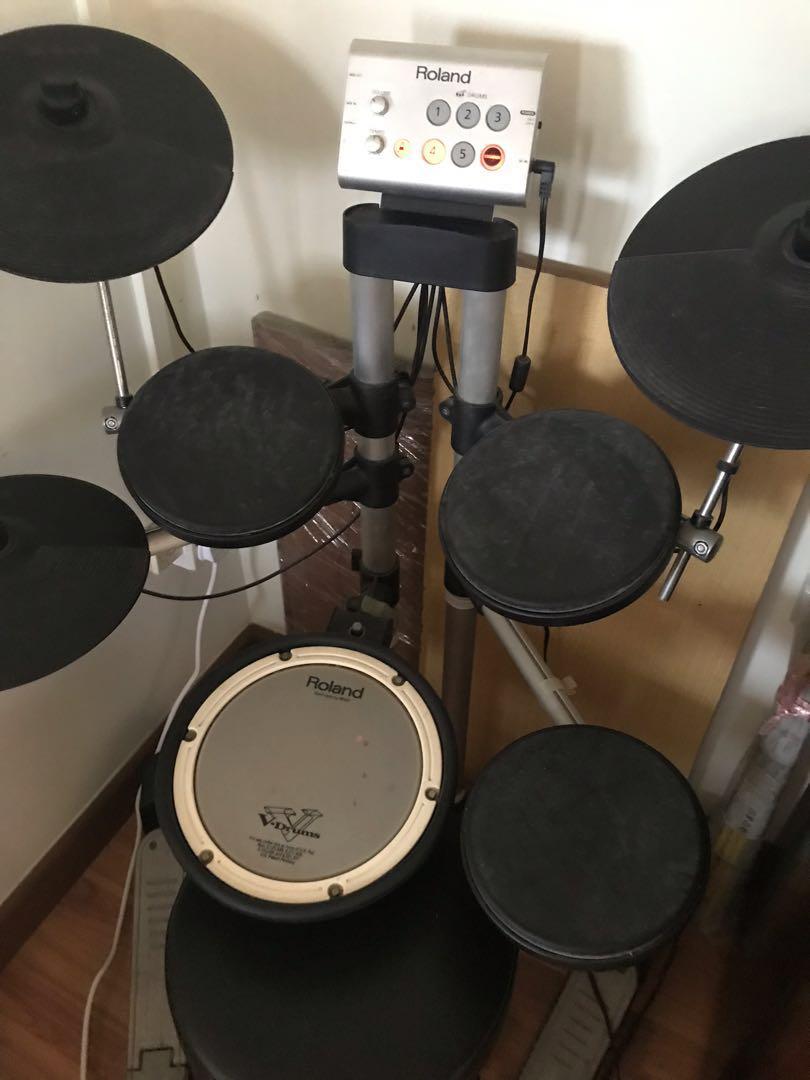 Roland Electronic Drum Set, Hobbies & Toys, Music & Media, Musical Instruments on Carousell