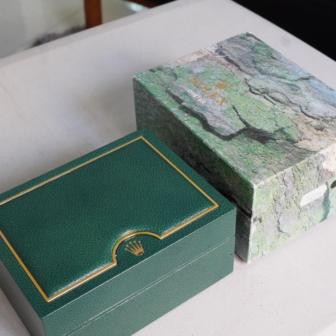 Rolex 90s box, Women's Fashion, Jewelry & Organizers, Accessory Holder ...