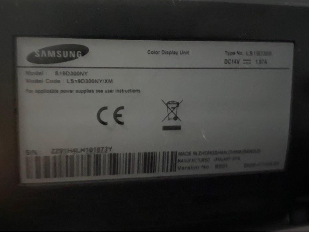 Samsung 18inch monitor, Computers & Tech, Desktops on Carousell