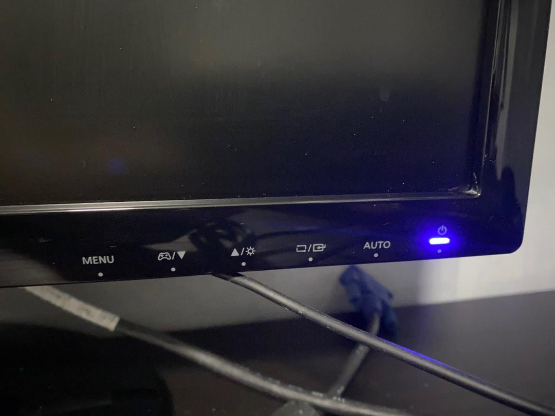 Samsung 18inch monitor, Computers & Tech, Desktops on Carousell