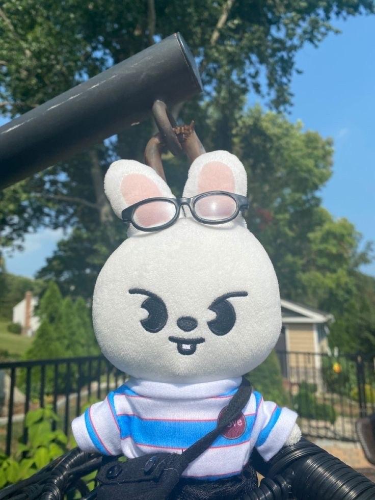 收Skzoo Leebit Straykids Lee Know, 興趣及遊戲, 收藏品及紀念品, 韓流 - Carousell