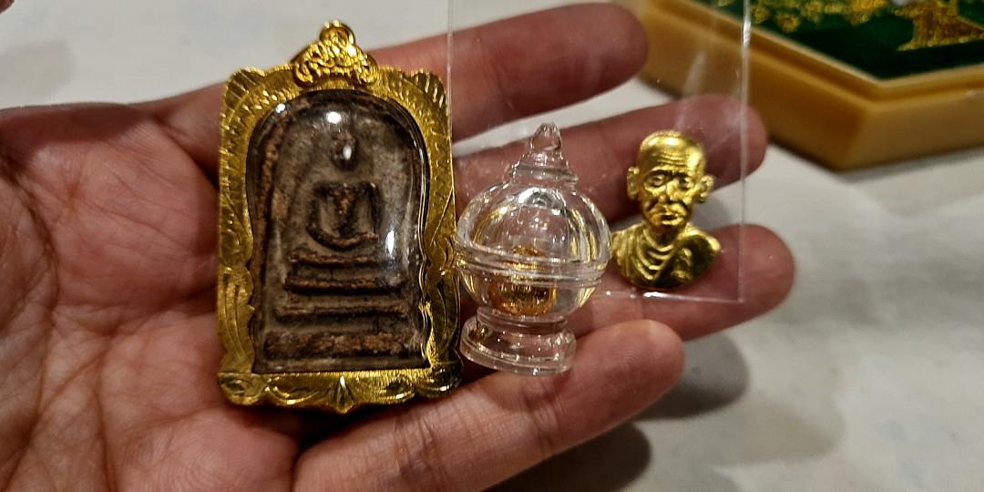Thai amulet set phra somdej wat rakang yonyuk , mixed puttakhun ...