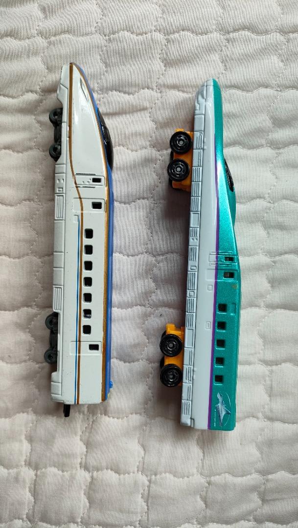 Tomica Train No.135, No.122 (Takara Tomy, Shinkansen), Hobbies & Toys, Toys & Games on Carousell