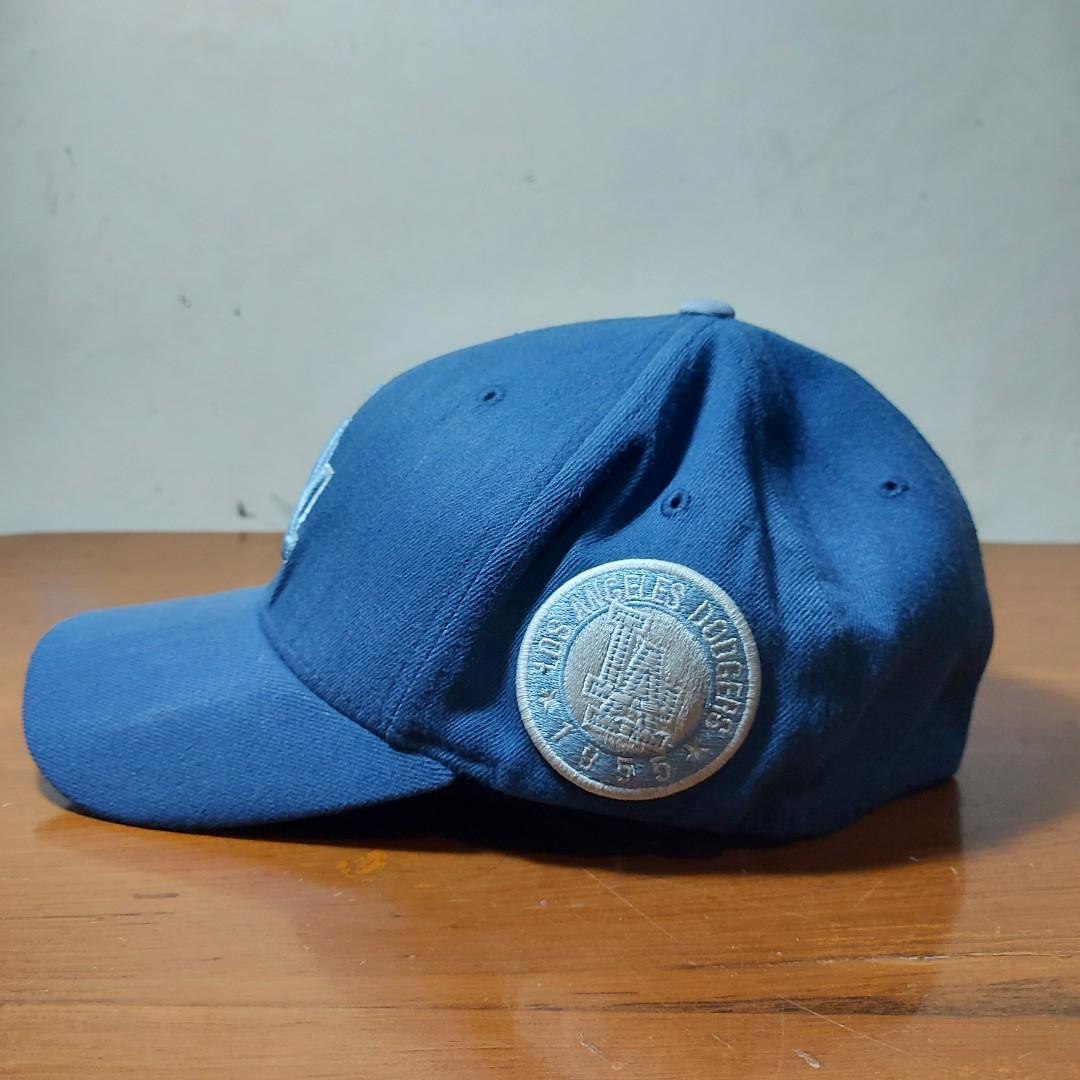 Topi MLB LA Dodgers Vibtage Biru Built Up, Fesyen Pria, Aksesoris, Topi ...