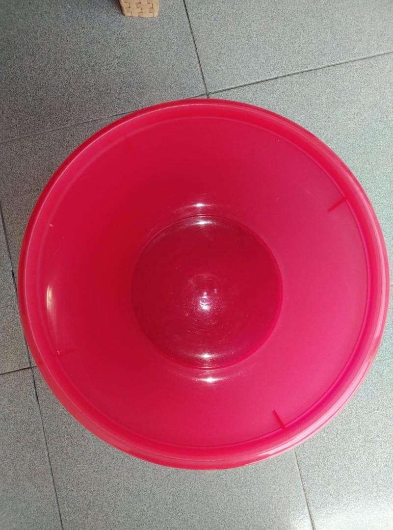 Tupperware toples maroon, Kitchen & Appliances di Carousell