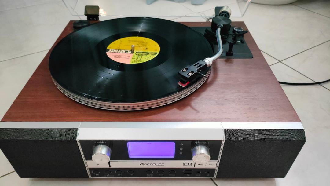 Turntable Player / CD/ Radio/Tape/ MP3 / USB / Bluetooth, Hobbies ...