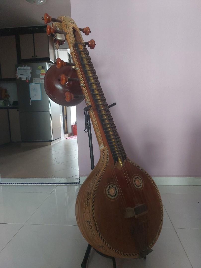 Veenai with stand, Hobbies & Toys, Music & Media, Musical Instruments ...