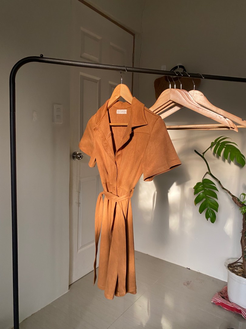 Zara Camel Buttoned Down Suede Dress, Women's Fashion, Dresses & Sets ...