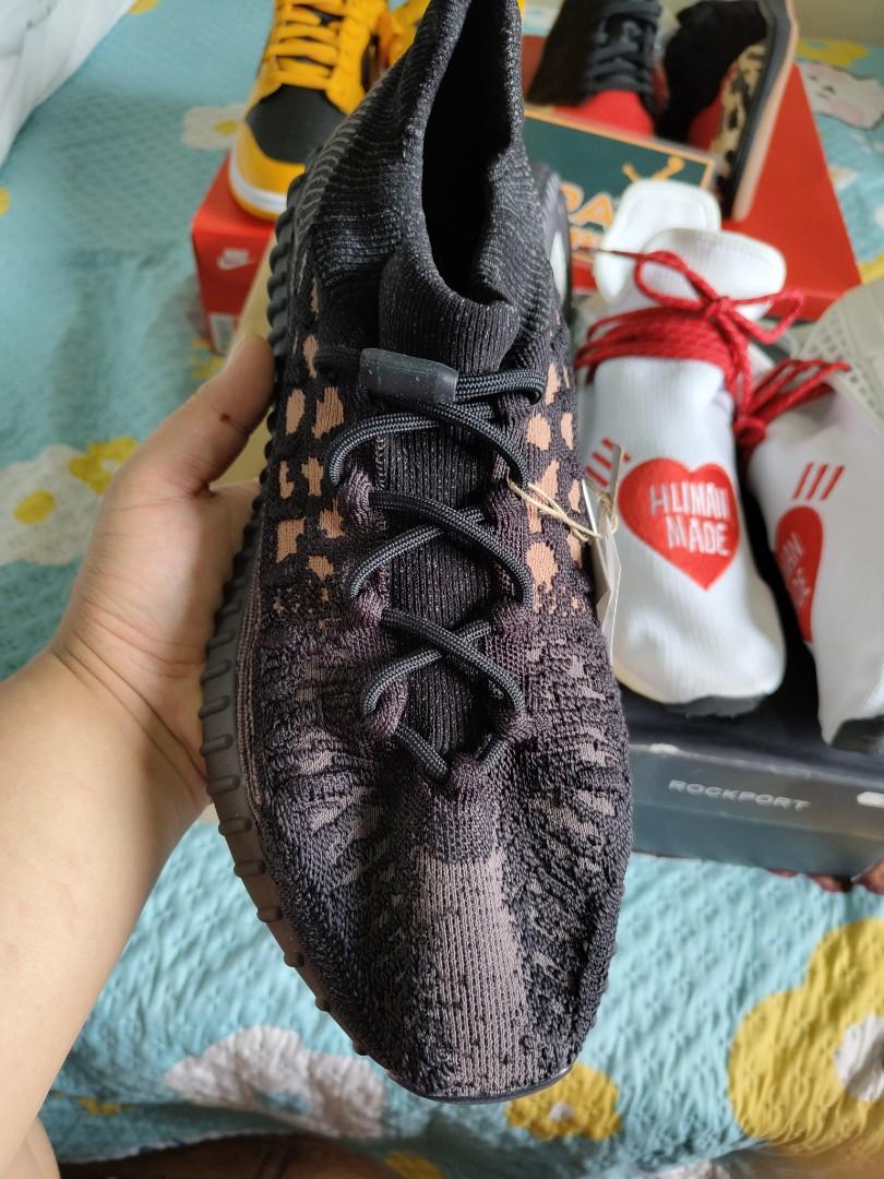 Adidas YZY V2 CMPCT Slate Carbon, Men's Fashion, Footwear, Sneakers on ...