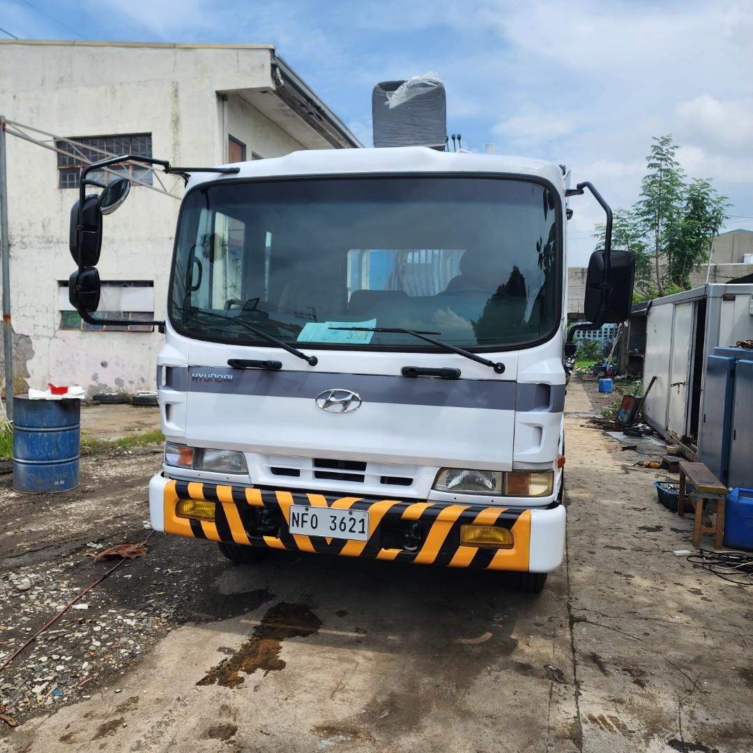 Auger Crane Boom Truck, Special Vehicles, Heavy Vehicles on Carousell