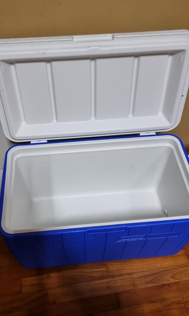 Cooler box coleman 48 litres, Everything Else on Carousell