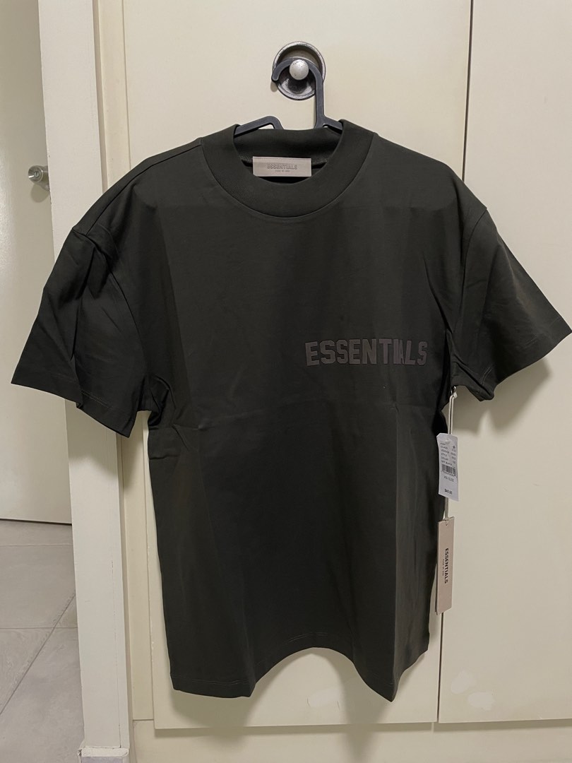 FOG Essentials Off Black T shirt FW22, Men's Fashion, Tops & Sets ...