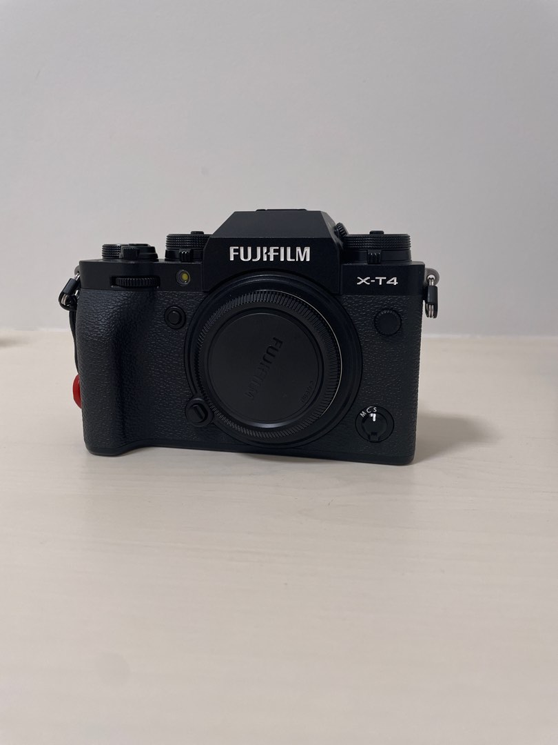 Fuji XT4, Photography, Cameras on Carousell