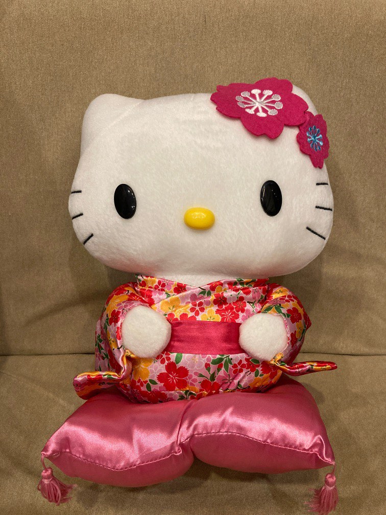 Hello Kitty Korean Exclusive limited edition, Hobbies & Toys, Toys ...
