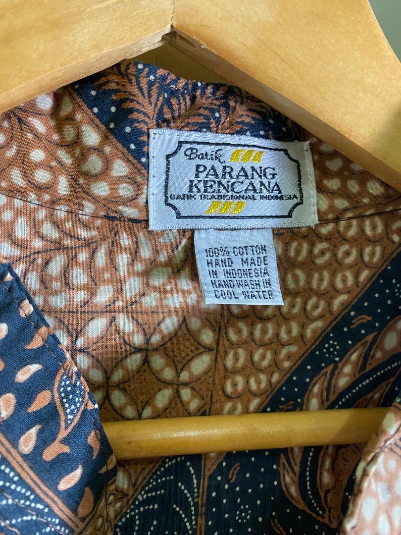 IC#98: Batik Polo Shirt - Brown Floral (PARANG KENCANA), Men's Fashion ...