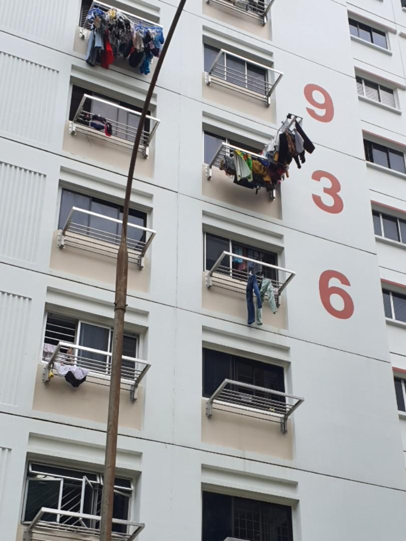 Indoor and Outdoor Laundry Rack in Resale HDB, Furniture & Home Living ...