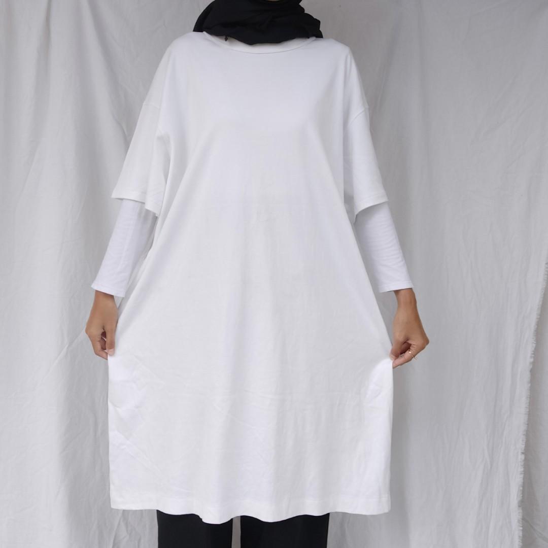 Inner midi dress warna putih Uniqlo, Fesyen Wanita, Pakaian Wanita ...