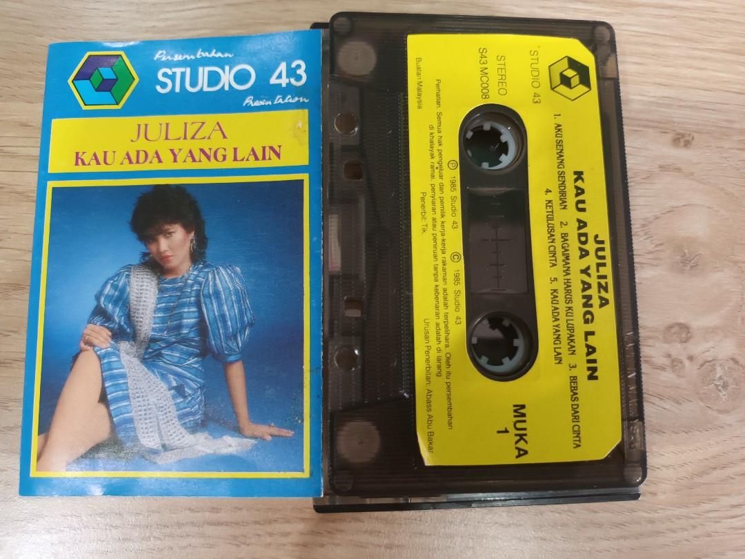 Juliza Adzlizan, Kau Ada Yang Lain 1985, Hobbies & Toys, Music & Media, CDs & DVDs on Carousell