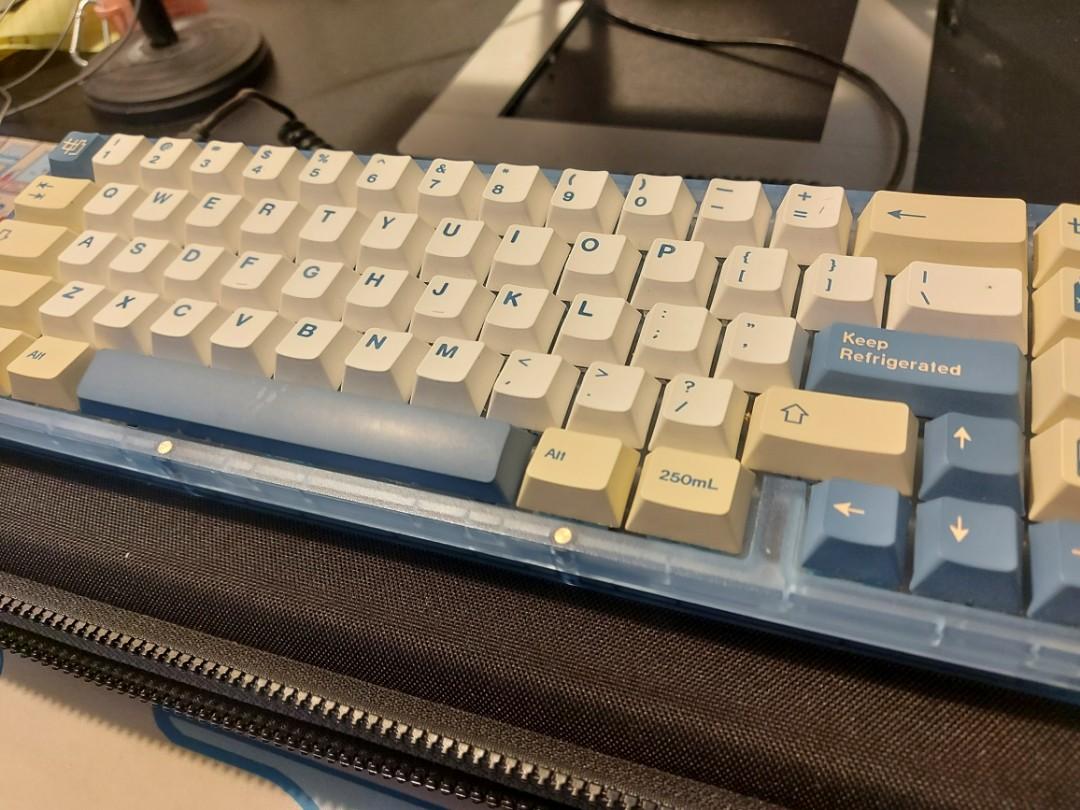 KBD67lite with KTT sea salt and GMK soya keycaps, Computers & Tech ...