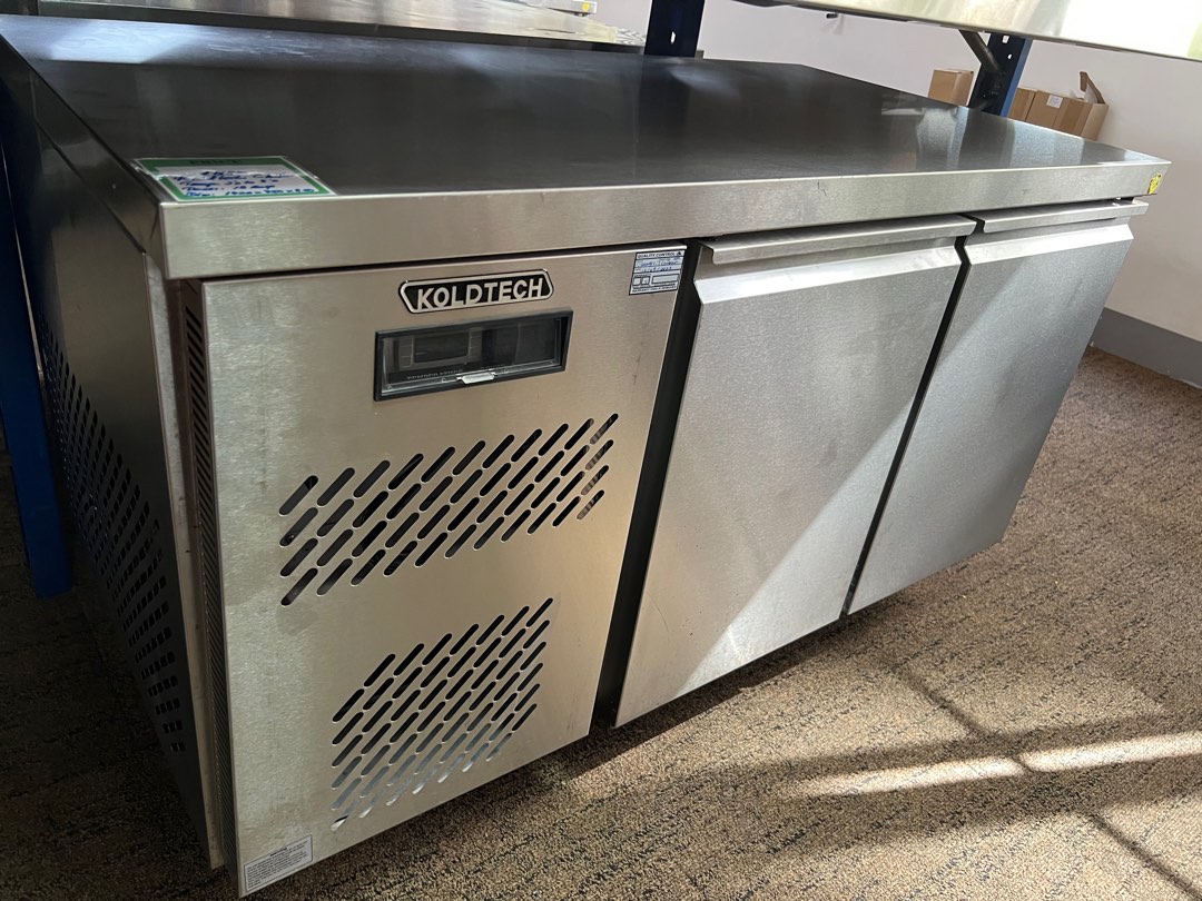 Koldtech 2 Doors Counter Chiller 1400 x 750, TV & Home Appliances ...