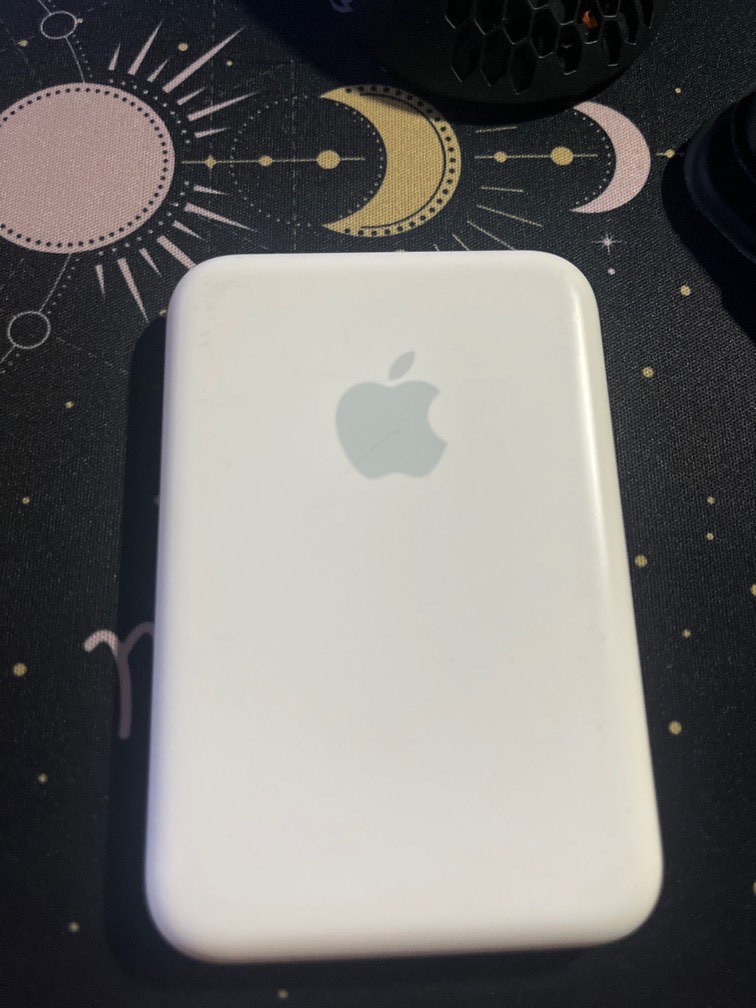 LEGIT APPLE MAGSAFE POWER BANK, Mobile Phones & Gadgets, Mobile ...