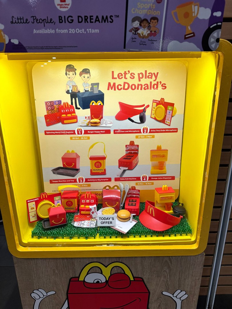 McD Collection of 8 (Full Set) Plays Set, Hobbies & Toys, Toys & Games ...